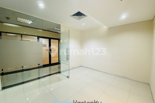 Ruang Kantor 135 Sqm Partisi di Cibis Eight Tb Simatupang Jakarta ...