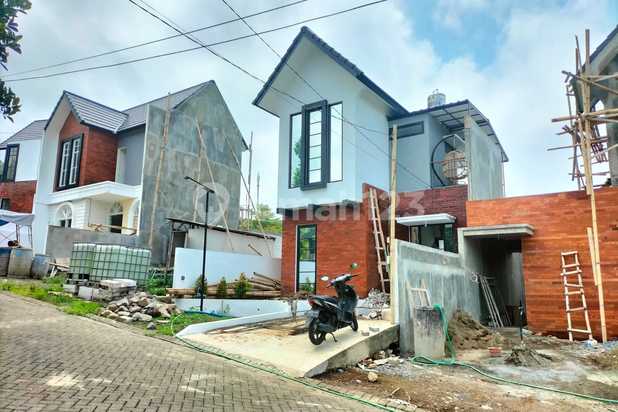 Villa Panderman Hills Desain American Classic View Terbaik di Kota Batu ...