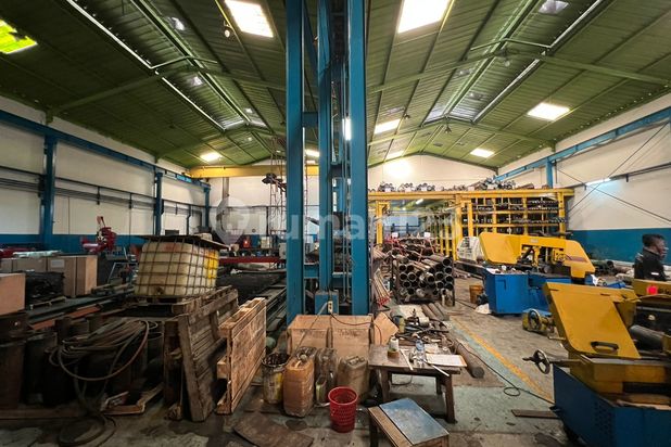 Di Jual Gudang Gandeng Dan Kantor 2 Lantai Sudah Renovasi Dan Jalan ...