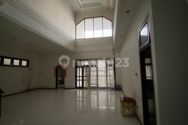 Rumah Sewa Poros Boulevard Jalan Kembar PBI Araya, 50 Meter Plaza Araya ...