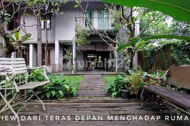 Rumah Cantik Tropical Style 2 Lantai di Sektor 9 Bintaro. Nyaman Dan Asri. Sirkulasi Udara ...