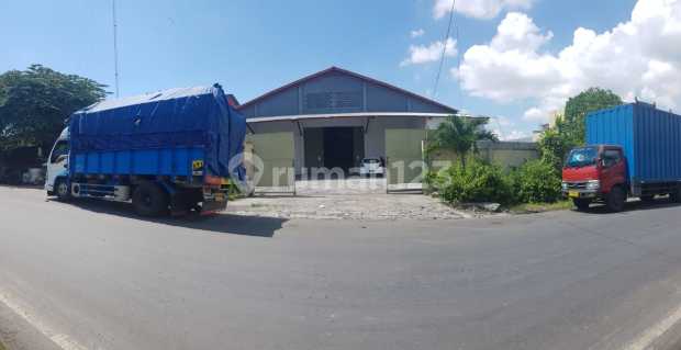 Gudang dan Kantor lengkap Imb gudang di Cargo - oleh Arsandi