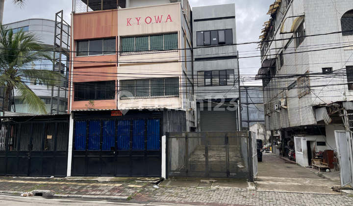 Jual Beli Tanah di Pinangsia, Jakarta Barat | Harga Tanah per Meter 2025