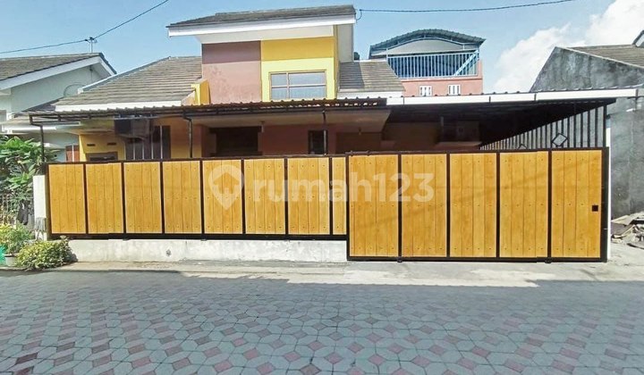 Rumah Bagus Terawat Stategis Area Cluster Dekat Jalan Raya | Rumah123