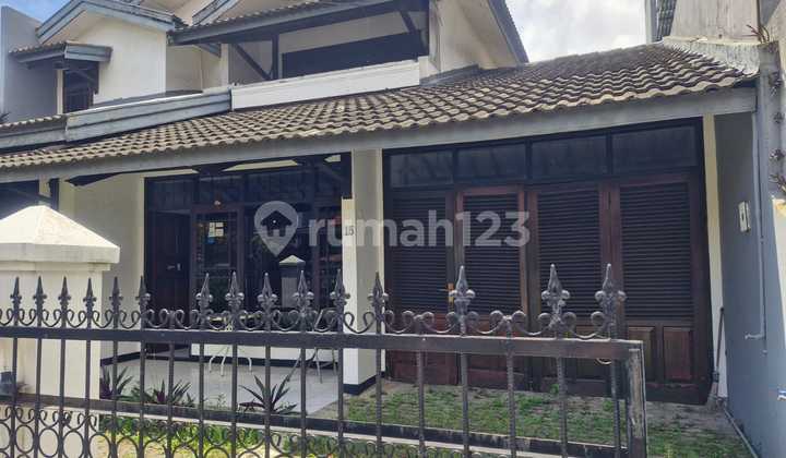 Sewa Rumah Siap Huni 2 Lantai di Sayap Surya Sumantri Bandung | Rumah123
