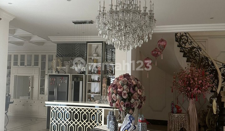 Rumah dengan Taman Dijual di Pantai Indah Kapuk, Jakarta Utara ...