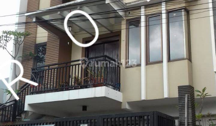 Rumah dengan Taman Dijual di Rawa Buaya, Jakarta Barat | Terbaru 2023 Rumah dengan Taman Dijual di Rawa Buaya, Jakarta Barat | Terbaru 2023