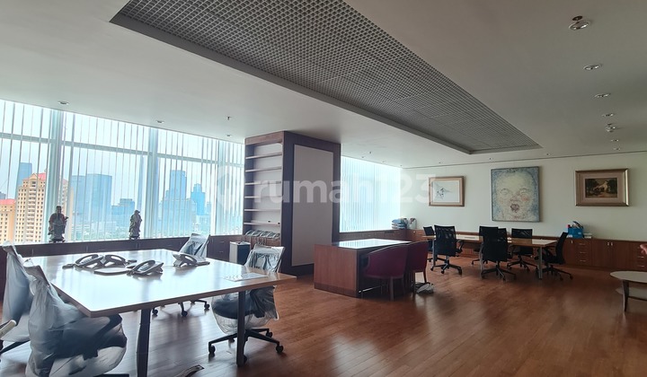 Jual Ruang Usaha di SCBD, Jakarta Selatan | Daftar Terbaru 2023