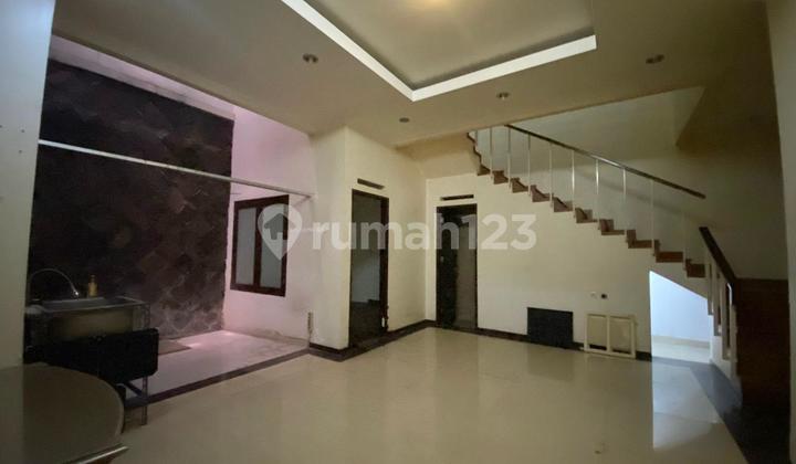 Rumah 2 Lantai Batununggal | Rumah123