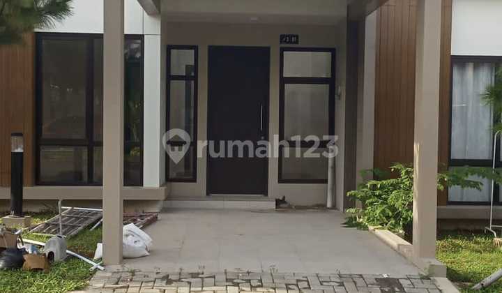 Rumah dengan Kolam Renang Disewa di Tapos, Bogor | Terbaru 2025
