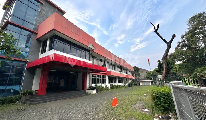 Gedung kantor di kalibata 3 lantai, di kalibata timur | Rumah123