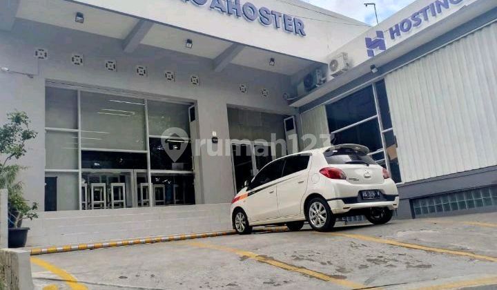 Gedung Disewakan Jalan Monjali Mlati Cocok untuk Kantor atau Kafe Resto ...