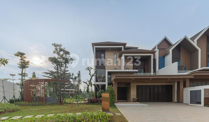Dijual Rumah dengan 4 View Gunung Danau Plus Golf Full Furnished | Rumah123