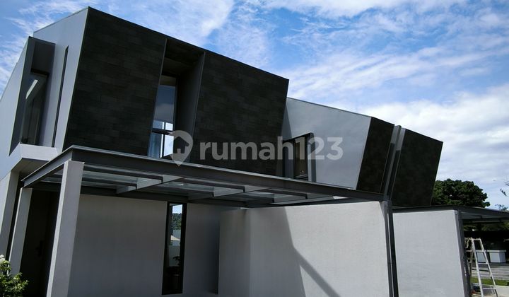 Rumah Tipe 70 Dijual di Scbd, Jakarta Selatan | Terbaru 2024