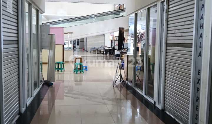 Kios Mal Taman Palem Lantai Lg Blok A 83 bisa Jadi Gudang | Rumah123