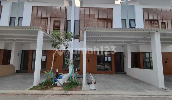 Rumah dengan Taman Disewa di Metland Puri, Jakarta Barat | Terbaru 2023