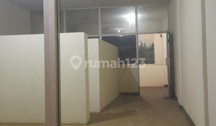 JUAL Ruko Roxy di KH Hasyim Ashari 3,5Lantai Unfurnish | Rumah123