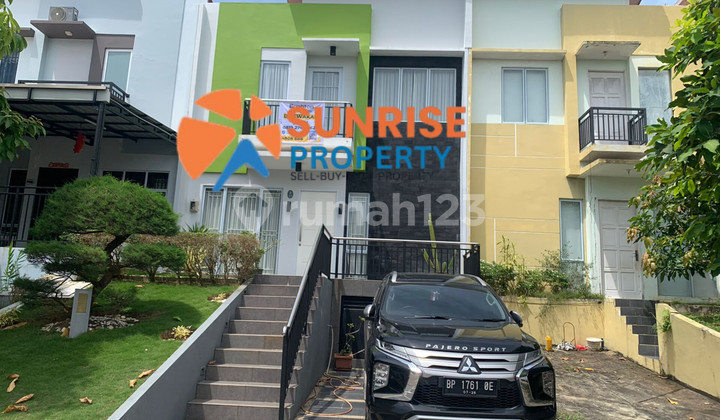 Disewakan Rumah di Beverly Green | Rumah123