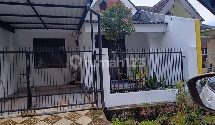 Di Sewakan Rumah di Kencana Loka Bsd Siap Huni Bagus | Rumah123