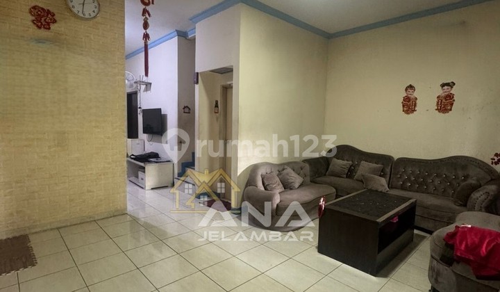 Ana Rumah Ngantong Uk 5.3X15.8m di Jelambar | Rumah123