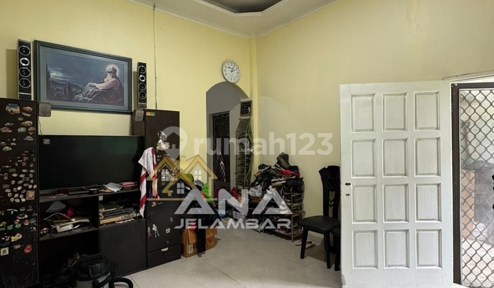 Ana Rumah Uk 7.5X8.5m di Jelambar | Rumah123