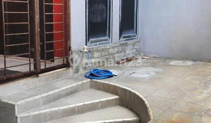 Ana Rumah Ngantong Lt.96 di Kemanggisan | Rumah123