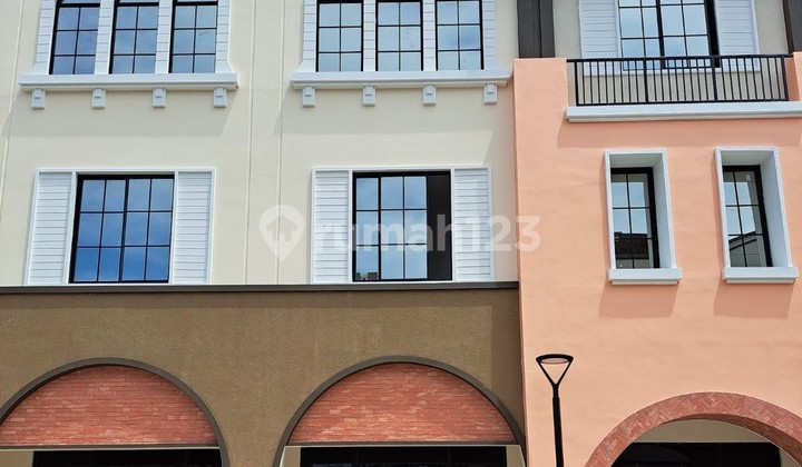 Disewakan Ruko Osaka Pik 2 Siap Pakai Ukuran 4,5x15, Lakeside View ...