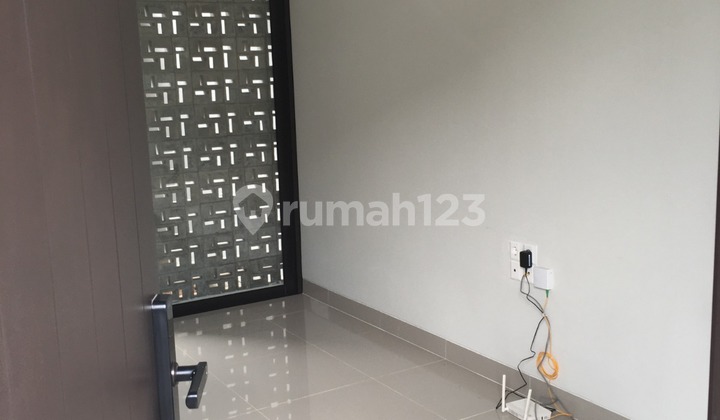 Dijual Rumah Bagus Nyaman Dan Asri di Summarecon Bandung | Rumah123