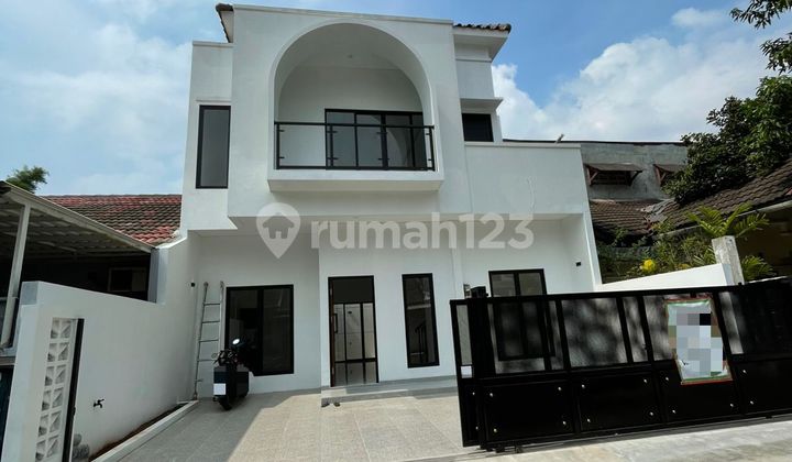 Dijual Cepat Rumah di Kencana Loka Bsd City | Rumah123