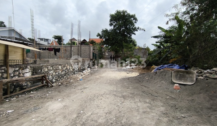 Tanah 200.0 m² SHM di Jl. Melang Kaja I No. 4, Kutuh, Kuta Selatan ...