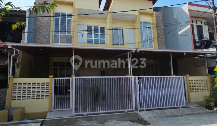Only Last Unit Left!! Dijual Rumah Tingkat Mewah Modern di Permata ...
