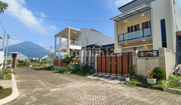 Villa Furnished Free Management Kota Batu Malang, Dekat Wisata | vls217881