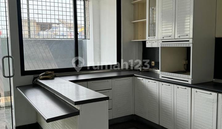 Sewa Rumah Harian di Pinangsia | Harga Terbaru