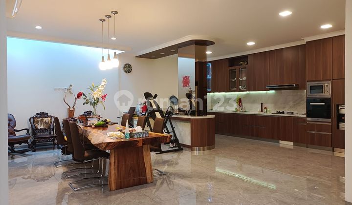 Rumah Dijual di Intercon, Jakarta Barat | Harga Terbaru 2023