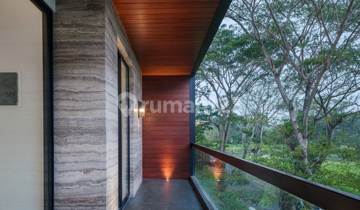 Rumah Dijual di Citraland, Surabaya | Harga 2024