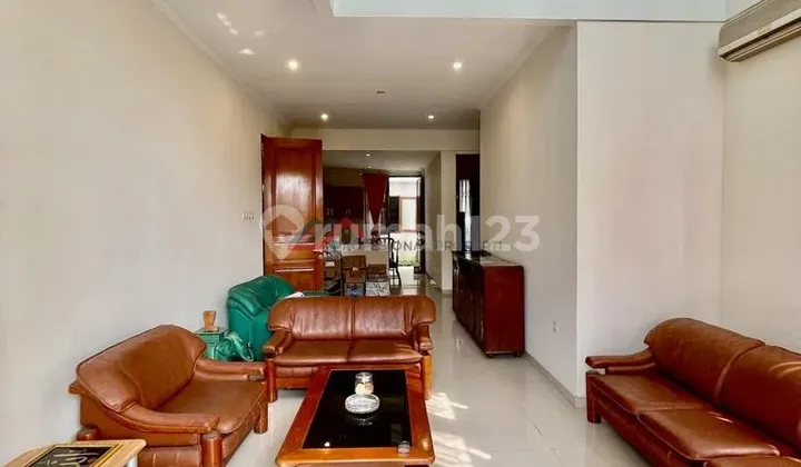 Rumah Dijual di Menteng Atas, Jakarta Pusat | Harga Terbaru 2024
