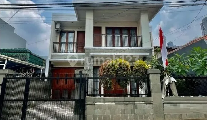 Rumah Dijual di Menteng Atas, Jakarta Pusat | Harga Terbaru 2024