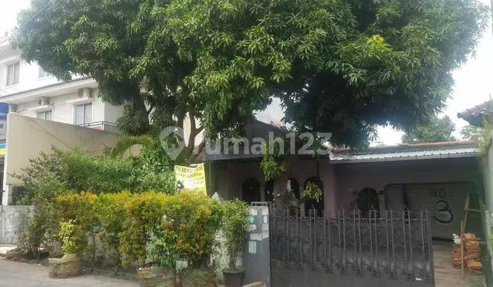 Old House for Sale, Land Area Calculated, in Palmerah, West Jakarta ...