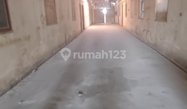 Rumah dan Pabrik Dijual Luas Strategis di Area Citarum | Rumah123