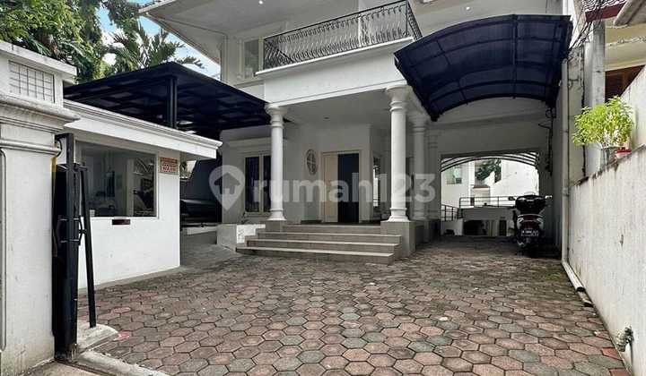 Rumah Dijual di Menteng, Jakarta Pusat | Harga Terbaru 2023