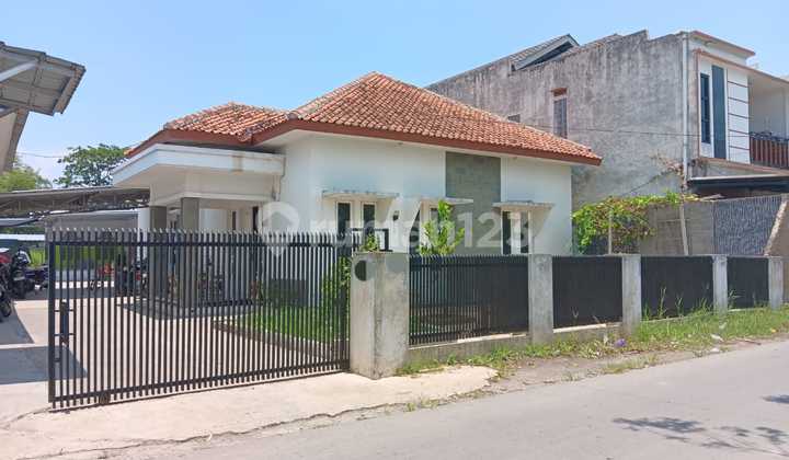 Rumah Cantik & Halaman Luas Ada Kolam Renang di Rancaekek Bandung ...