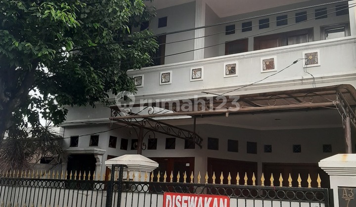Sewa Rumah Kontrakan di Cipadu, Tangerang | Harga 2024