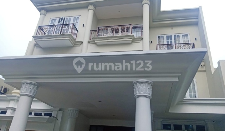 Rumah dengan Kolam Renang Dijual di Pegangsaan, Jakarta Pusat | Terbaru ...