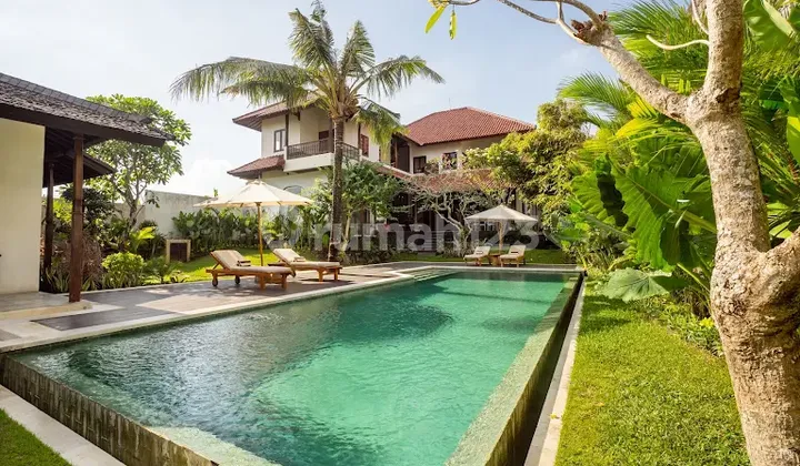 Turun Harga ...beautiful Luxury Tropical Style Villa With Spacious ...