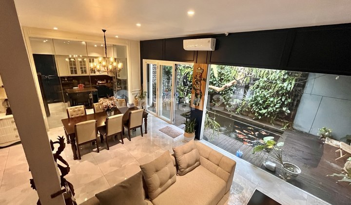 Rumah Dijual di Citraland, Surabaya | Harga 2025