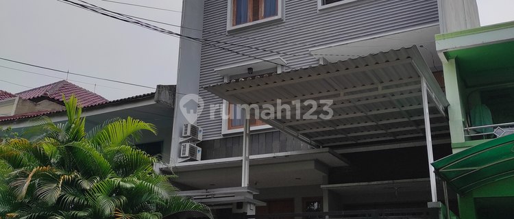 Rumah Dijual di Grogol Petamburan, Jakarta Barat | Harga Terbaru 2024