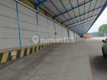 PASIR GOMBONG | gudang loading dock di kawasan industri terpadu ...