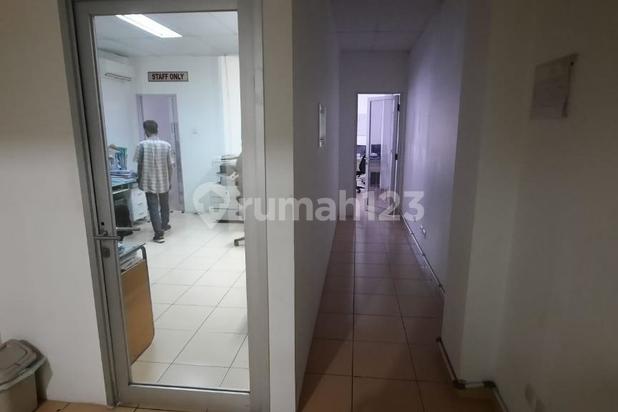 Ruko 4 lantai di komplek ruko Business Park Kebon Jeruk terawat, rapi ...