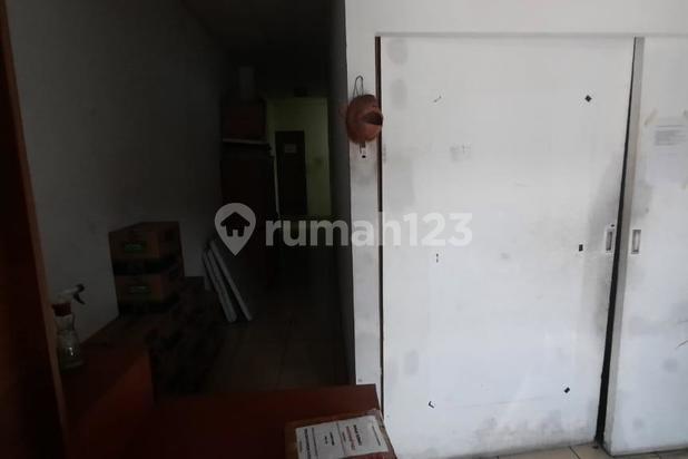 Ruko 4 lantai di komplek ruko Business Park Kebon Jeruk terawat, rapi ...