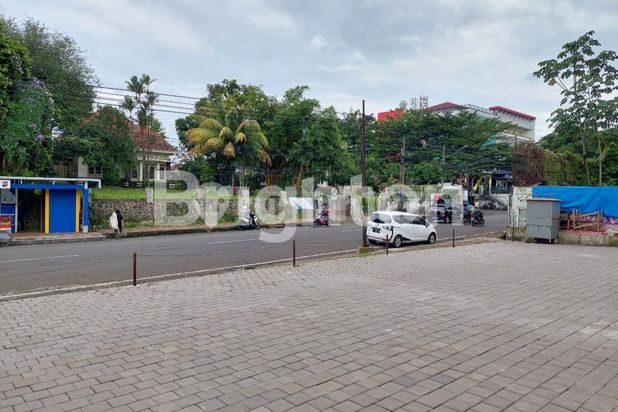 DI RUKO 3 LANTAI YANG MASIH BARU COCOK UNTUK PERKANTORAN,INDOMARET ...